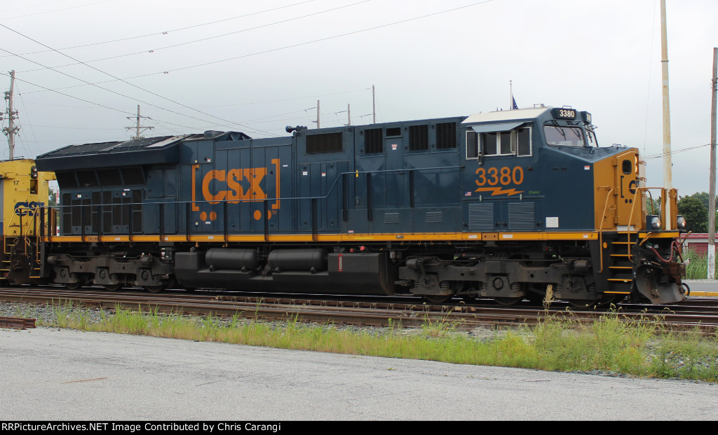 CSXT 3380 on Q140-09